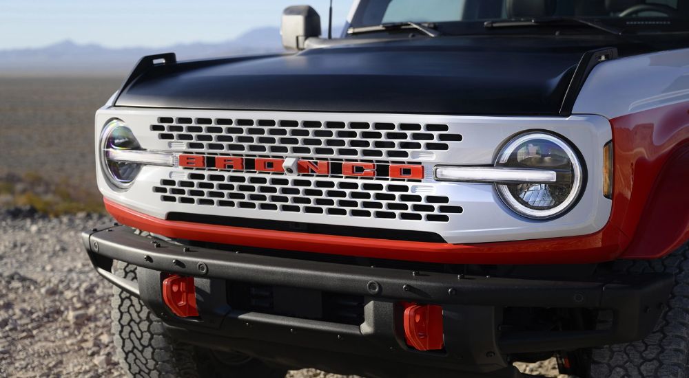 Bronco Stroppes, Drops Wildtrak, and Rolls On: New Off-Road Trim