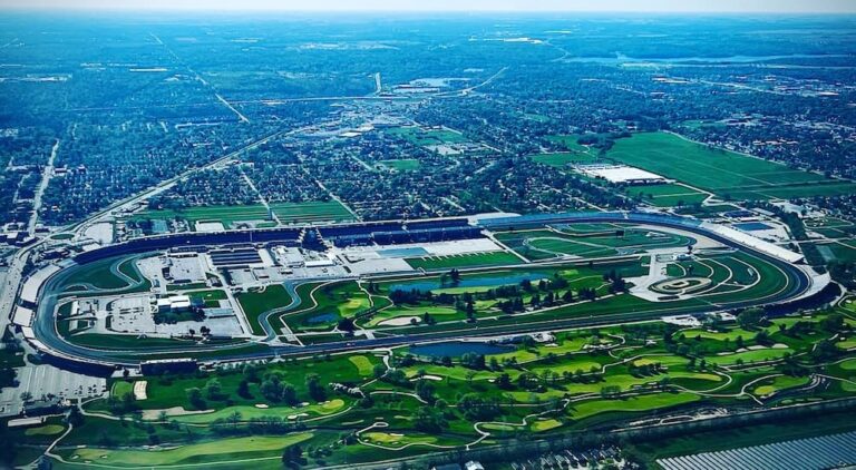 The Most Famous Race Tracks in the US